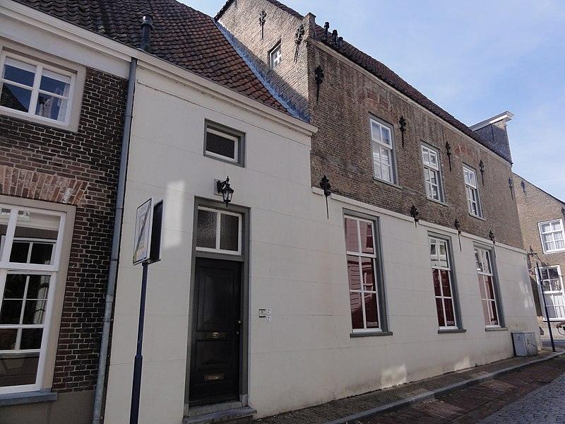 Rijksmonumenten - Heemkundekring Land van Ravenstein